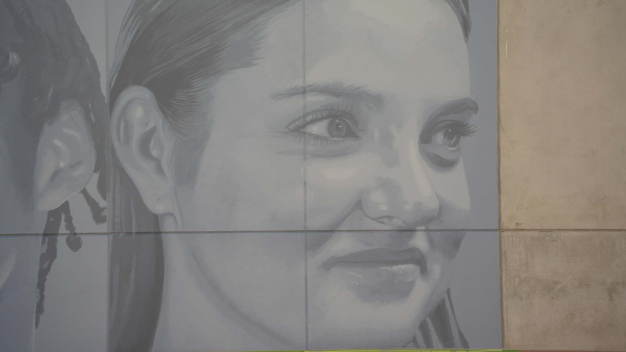 Street artist Rone's new 90-metre mural a visual love letter to Geelong