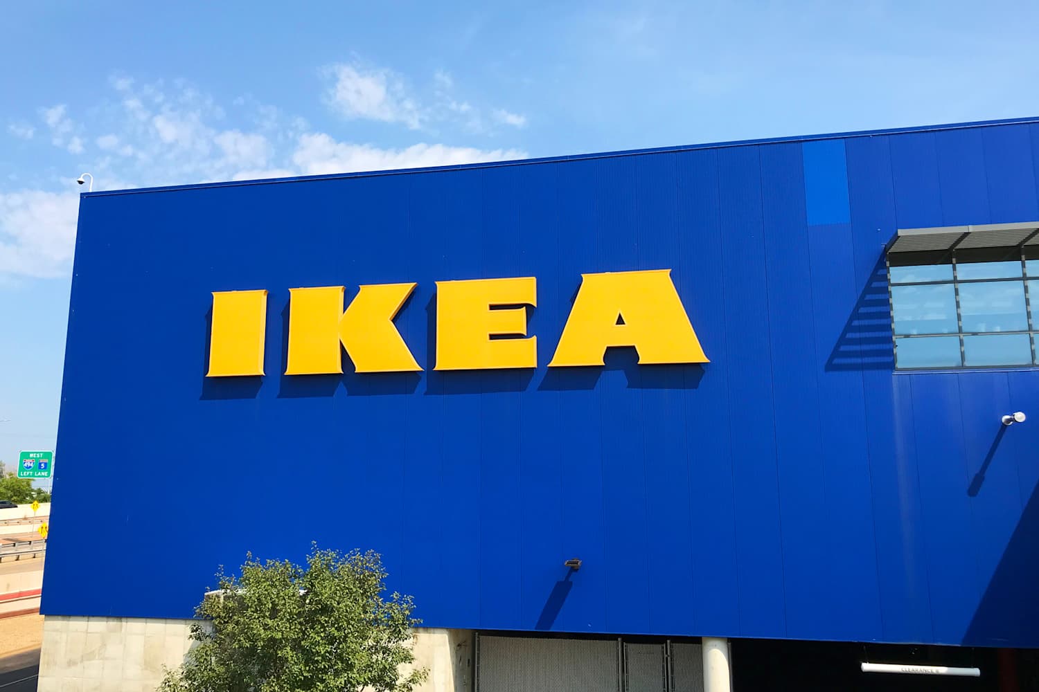 IKEA is selling a $6 organizing gem (it instantly doubles your fridge ...