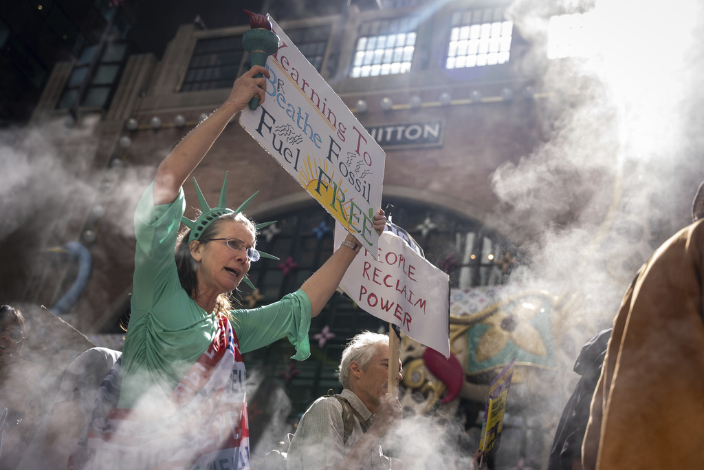 Marchers gather in worldwide protest of financial institutions ...
