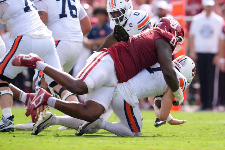 OU football denies Auburn upset bid with record nine sacks of Jackson ...