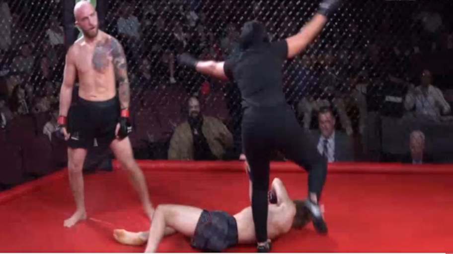 MMA fighter loads up on massive knockout punch before flatlining opponent