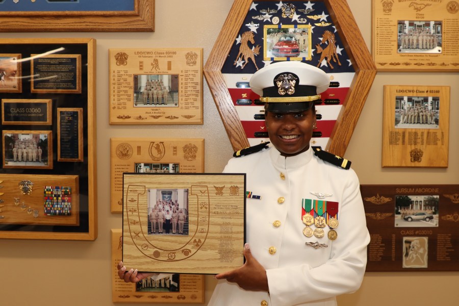 Virginia Beach native graduates from the U.S. Navy’s officer training ...