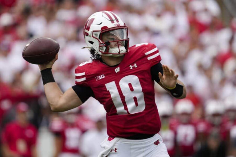 Badgers Make Costly Controversial Decision at Quarterback During ...