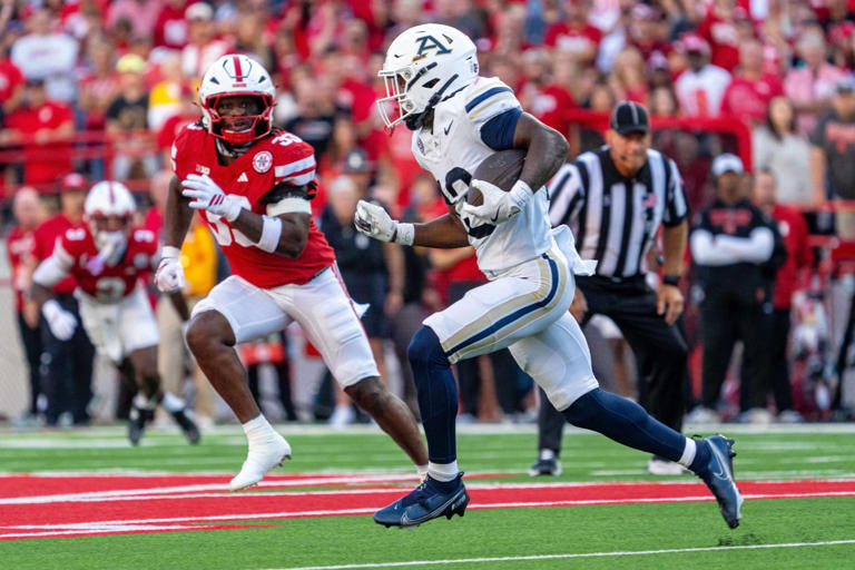 Akron football score, recap vs. Duquesne | Zips secure first win of ...