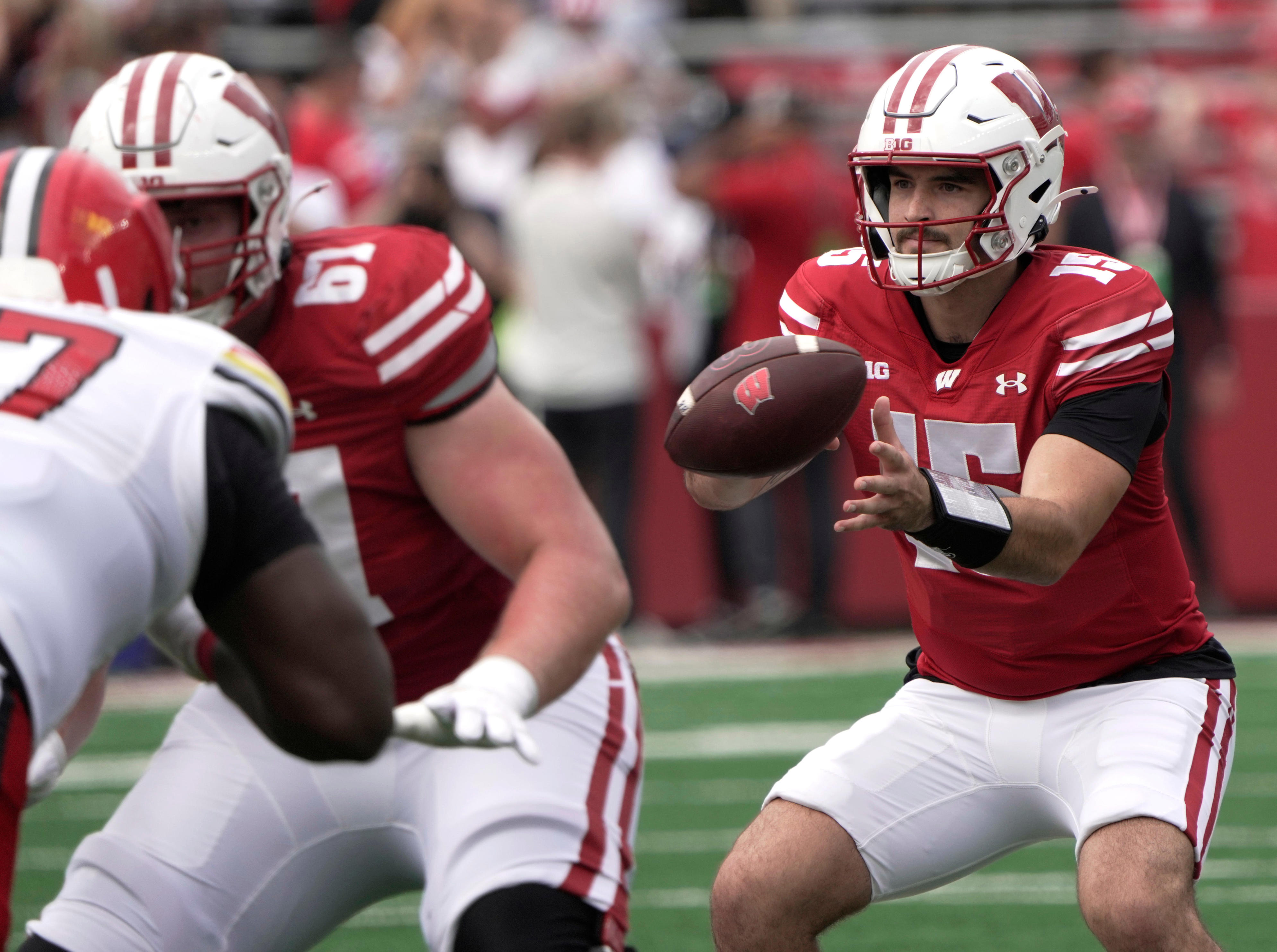 Wisconsin Badgers vs Michigan football start time, TV channel announced
