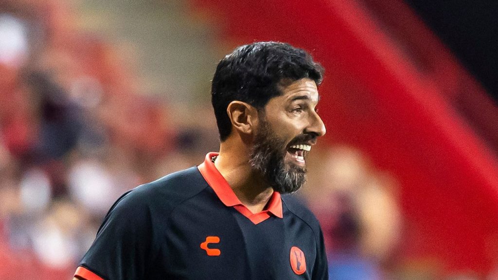 El Loco Abreu y su eufórico festejo con Tijuana que ya preocupan a toda ...