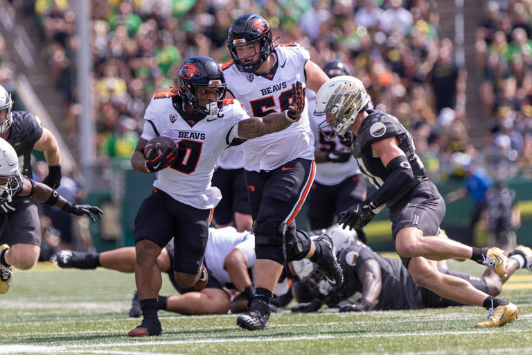 No. 6 Oregon Ducks lead Oregon State Beavers 41-7 in 4Q: Live updates today