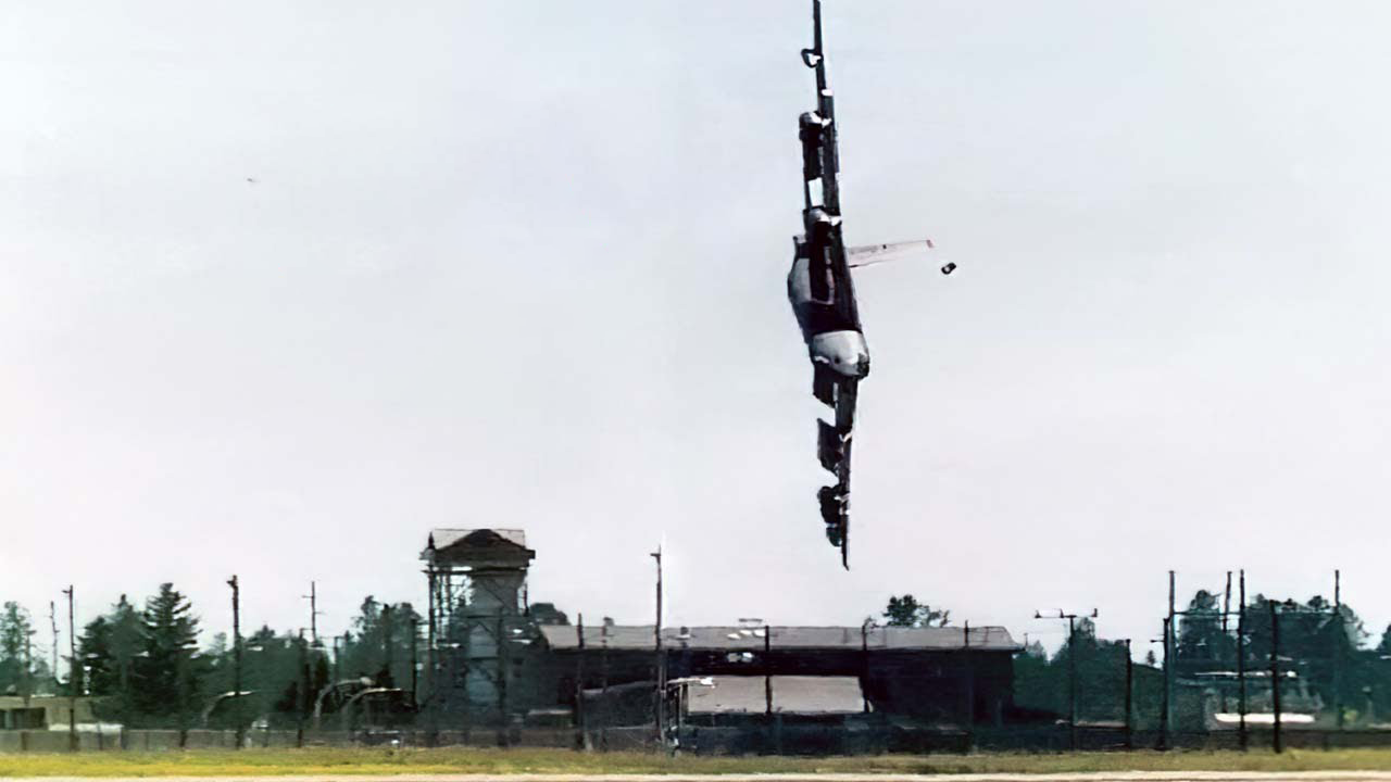 B-52 Stratofortress Crash