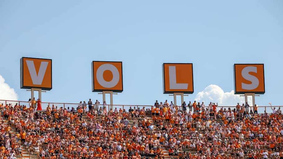 Tennessee Football Celebrates In-State Standouts with Postgame Game Balls