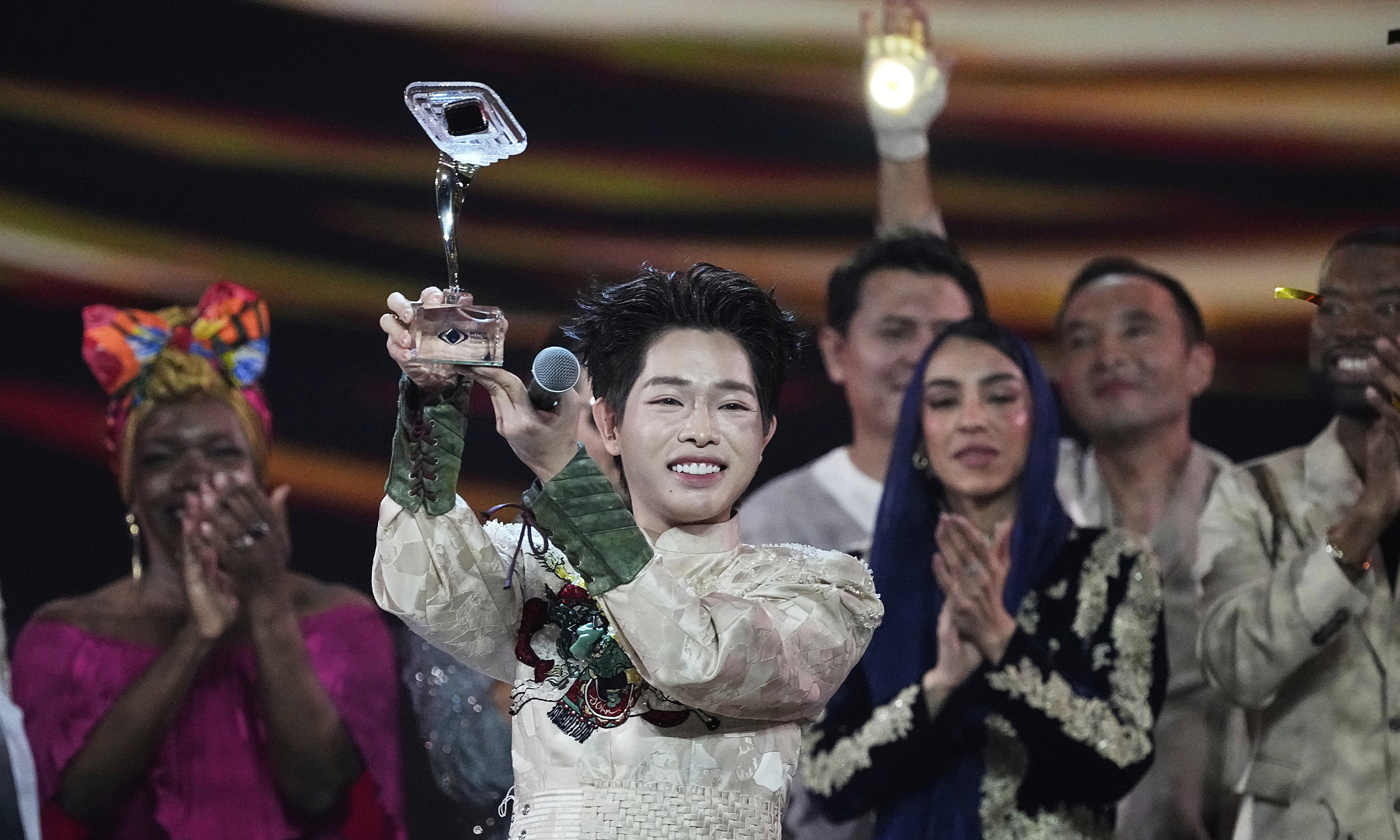 Vietnamese singer Duc Phuc wins $360,000 prize at Russian-hosted ...