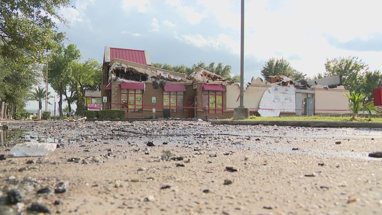 Greenspoint-area restaurant severely damaged in fire