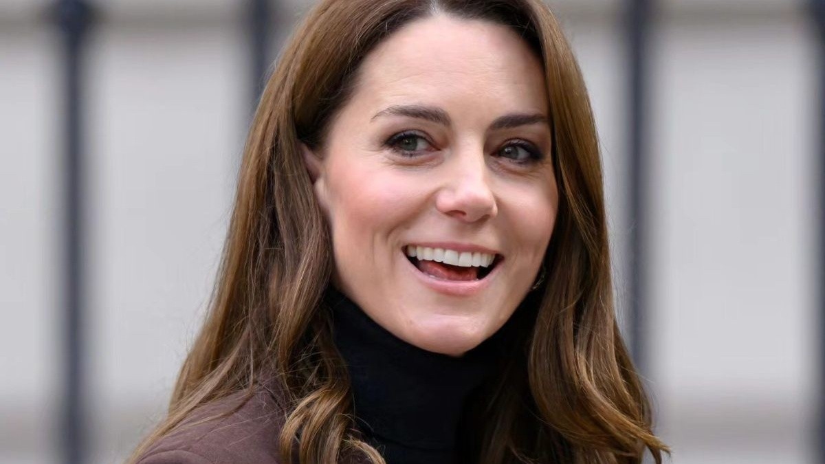 The Royal Rulebook: 15 Activities Kate Middleton Is Barred From Doing