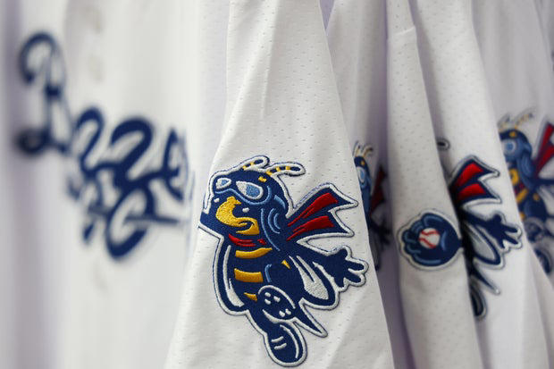 Dodgers' new Single-A affiliate unveils new identity as Ontario Tower ...