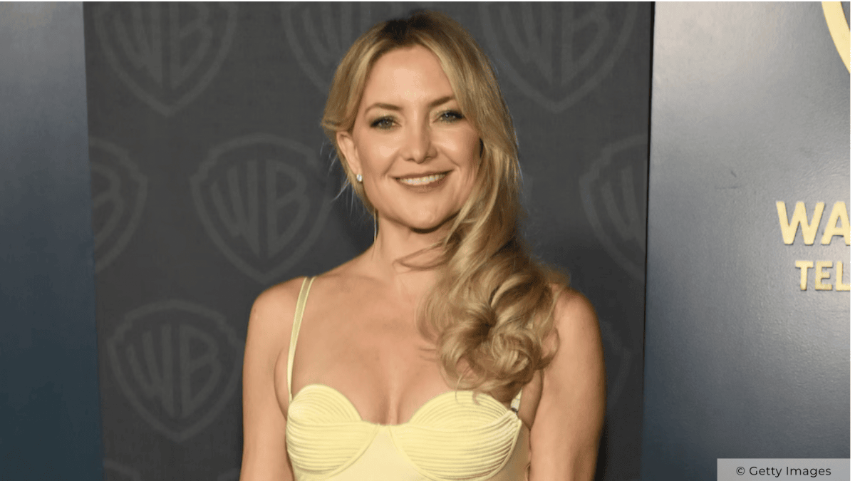 The Golden Moment: Why Kate Hudson's Yellow Dress from 'How to Lose a ...
