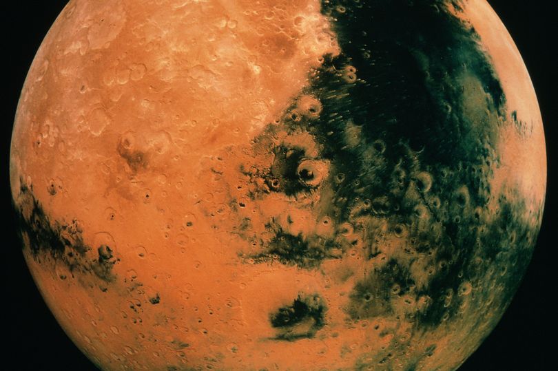 NASA unveils proof of life on Mars as aliens would have thrived in ...