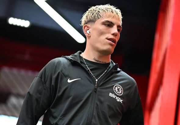 Alejandro Garnacho's retort at Old Trafford and 'fan push' as he ...