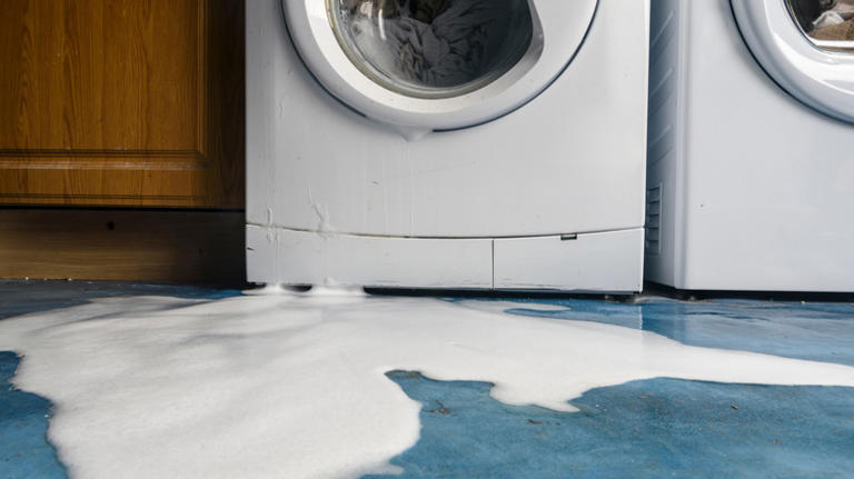 Signs That Your Washing Machine Is Too Overloaded