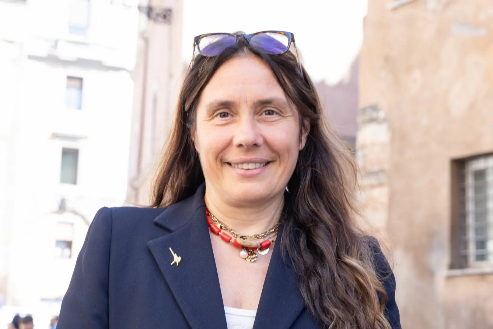 Il Cdm approva il disegno di legge sui caregiver familiari, Locatelli ...