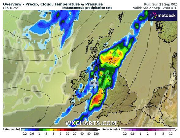 UK weather maps show exact date next 880-miles Atlantic storm is set to ...