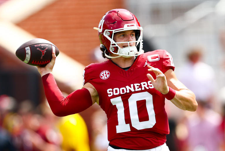 Oklahoma Sooners John Mateer outside top 10 quarterbacks according to ESPN