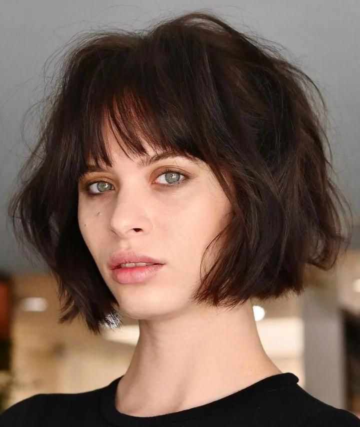 7 Potongan Rambut yang Cocok untuk Rambut Mengembang