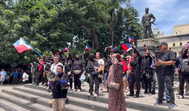 Duterte supporters hold anti-corruption protest in Liwasang Bonifacio