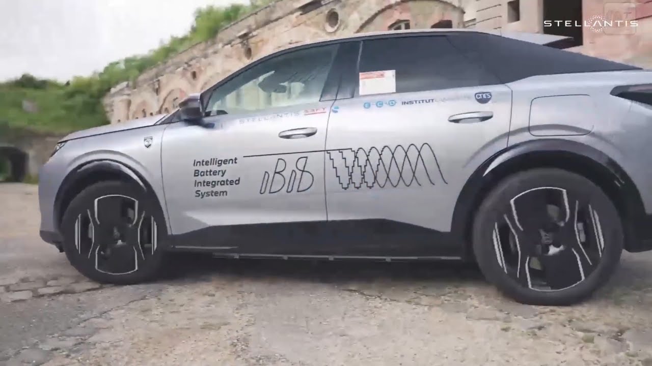 Peugeot E-3008 Prototyp mit IBIS-Technologie Revolution im E-Antrieb