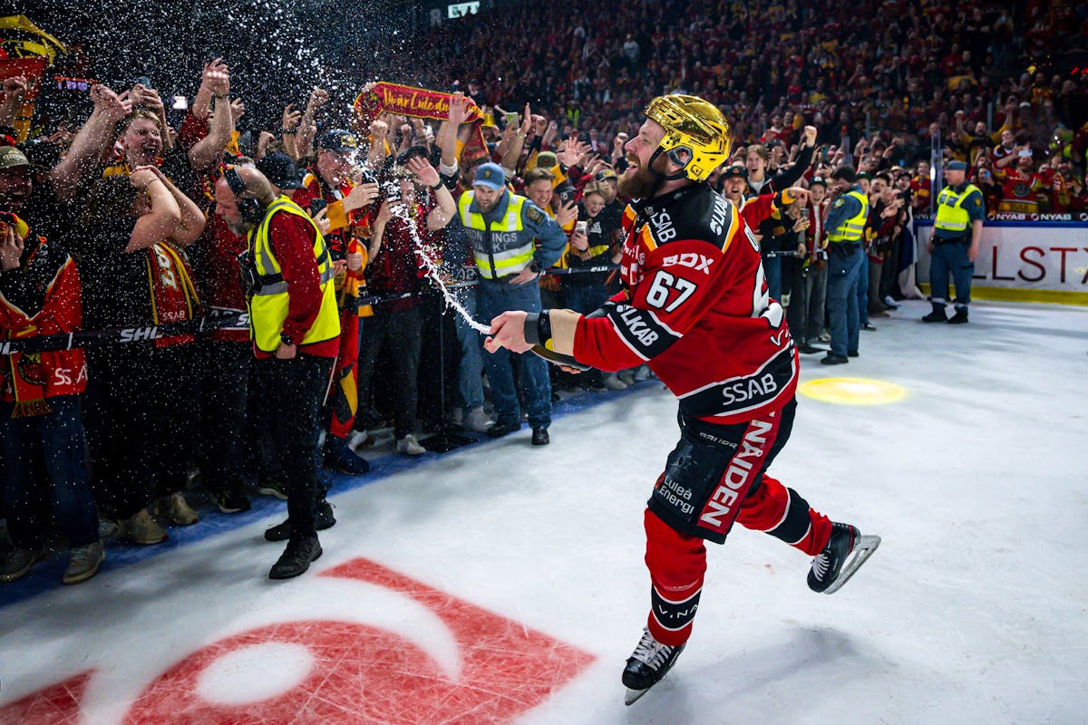 Lugano engage Linus Omark pour un peu plus d'un mois