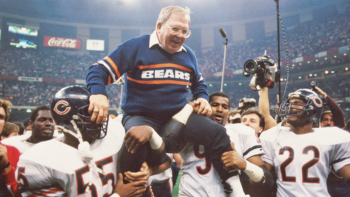 LOOK: Bears' legendary 1985 team honored during halftime on 'Monday ...