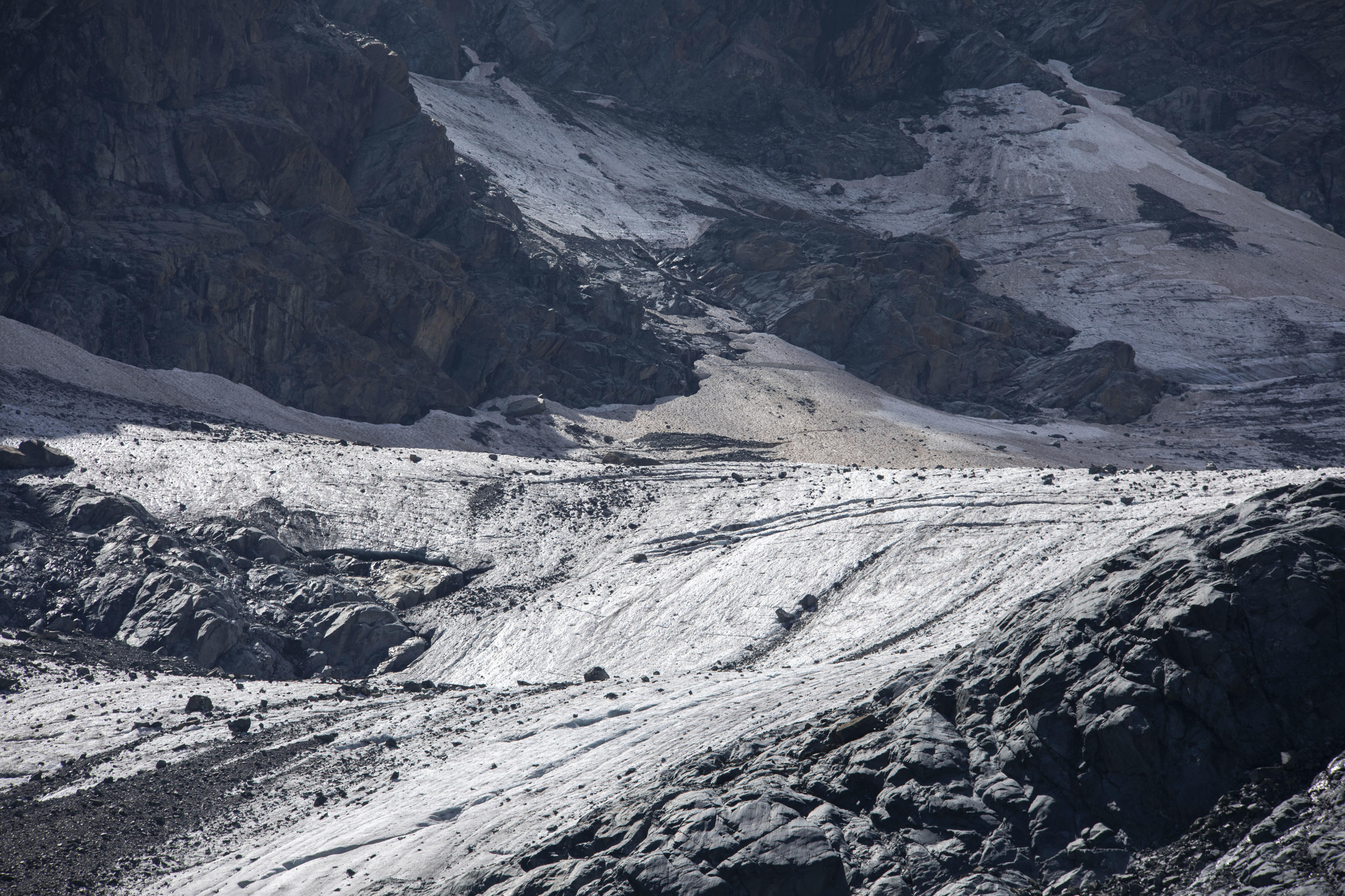 In 60 anni su Alpi italiane persi 170 km quadrati ghiacciai