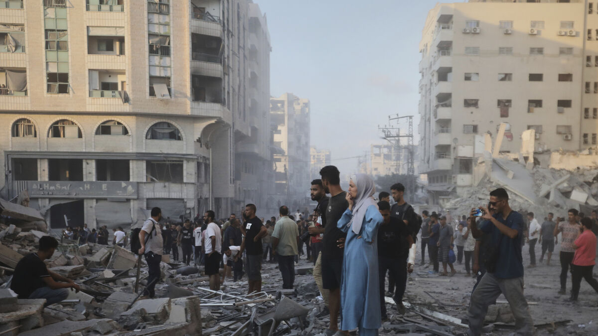 Israel urges full evacuation of Gaza City as high-rise buildings destroyed