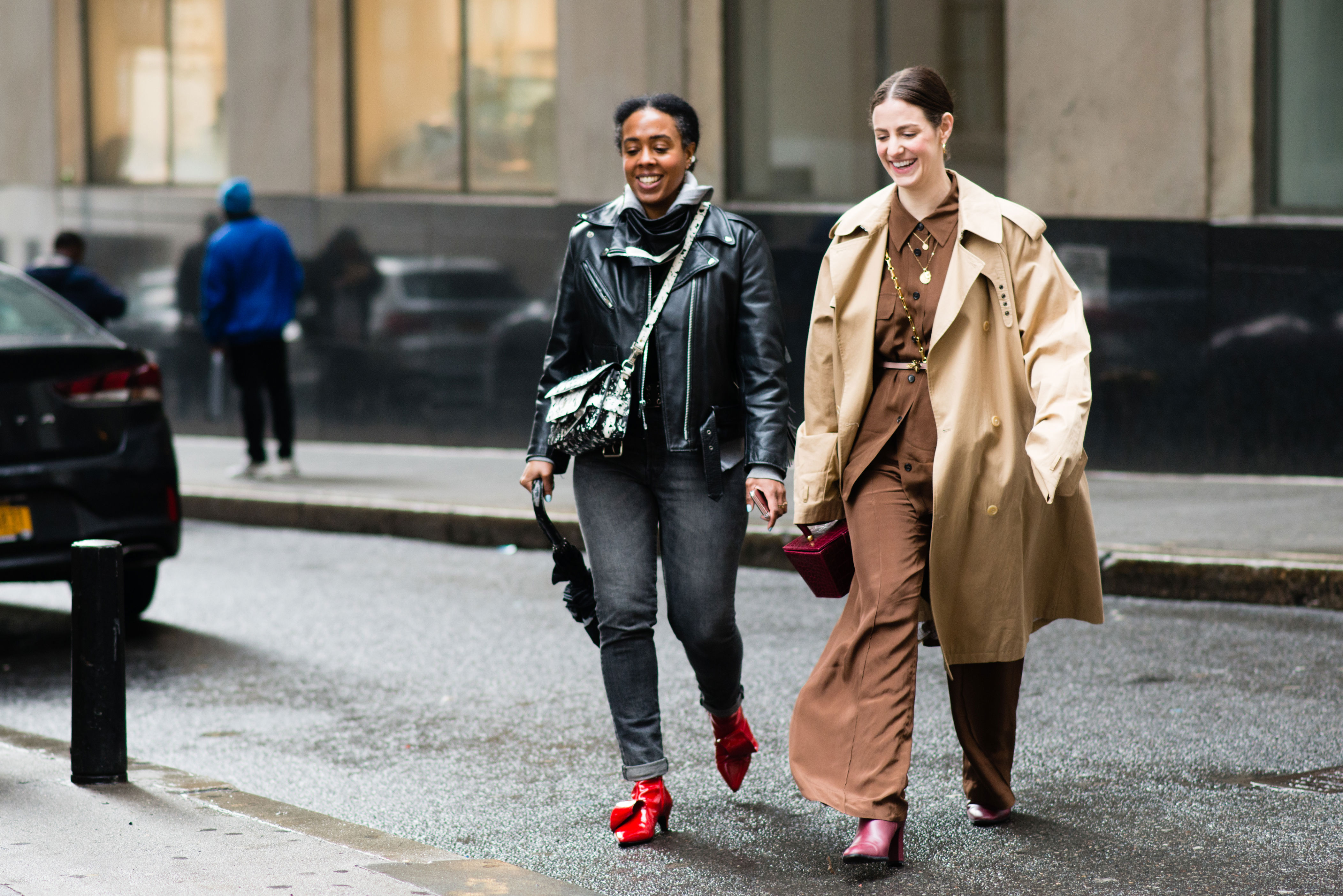 Deze lange Uniqlo-jas wil je nú hebben – en dit is waarom