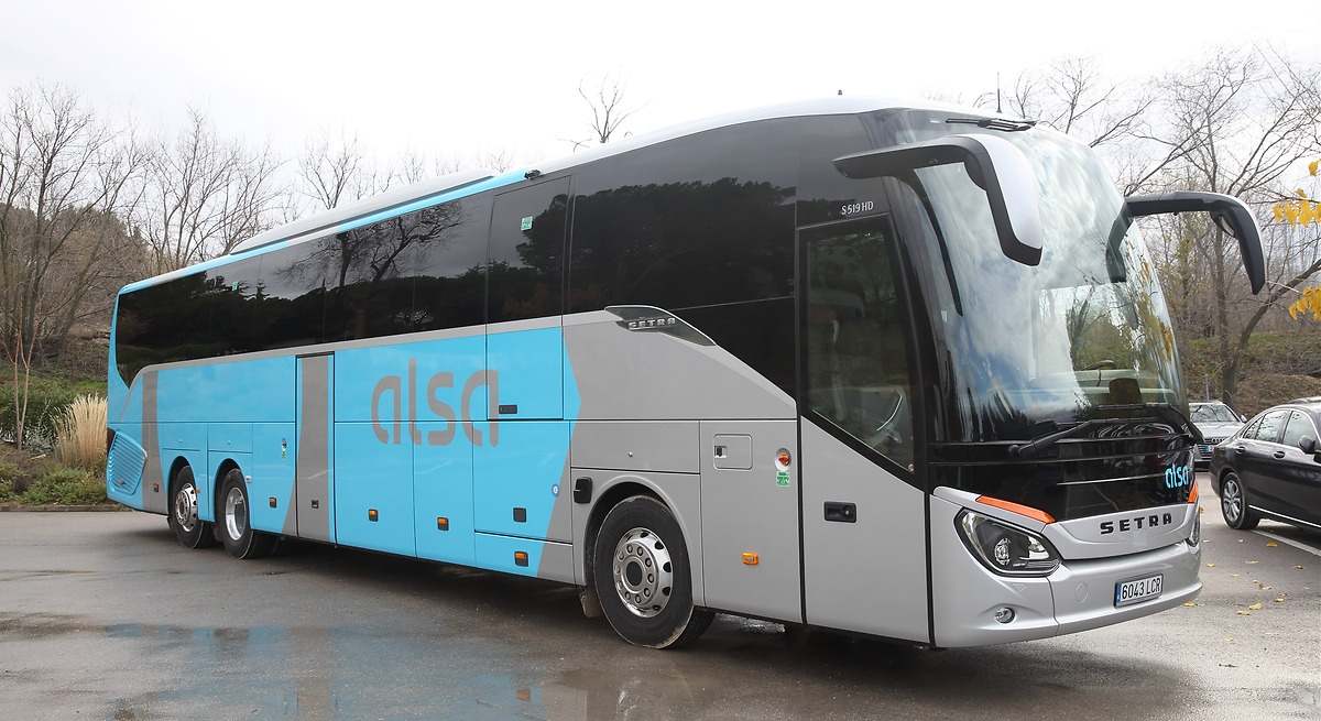 Alsa absorbe a National Express para crear el gigante europeo del autobús