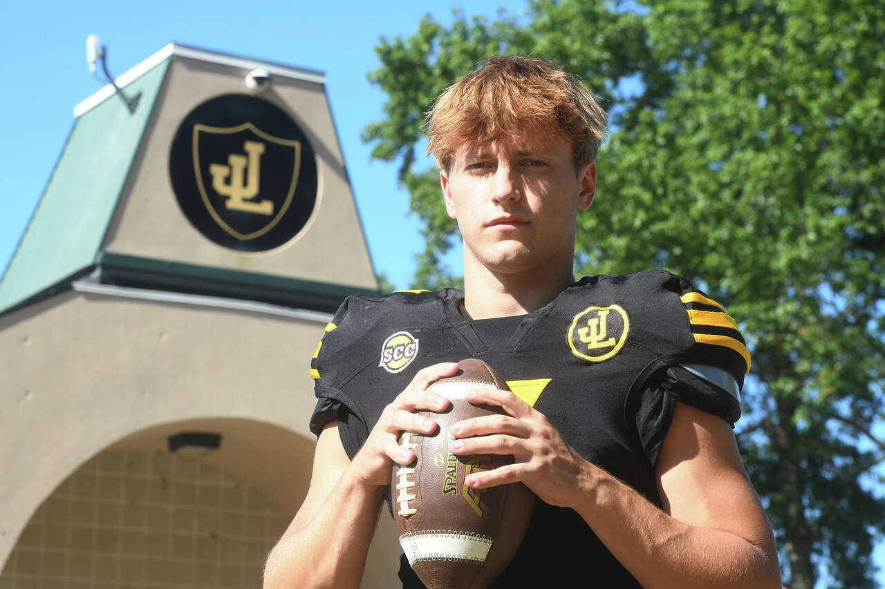 Law football quarterback out to prove he is one of SCC's best
