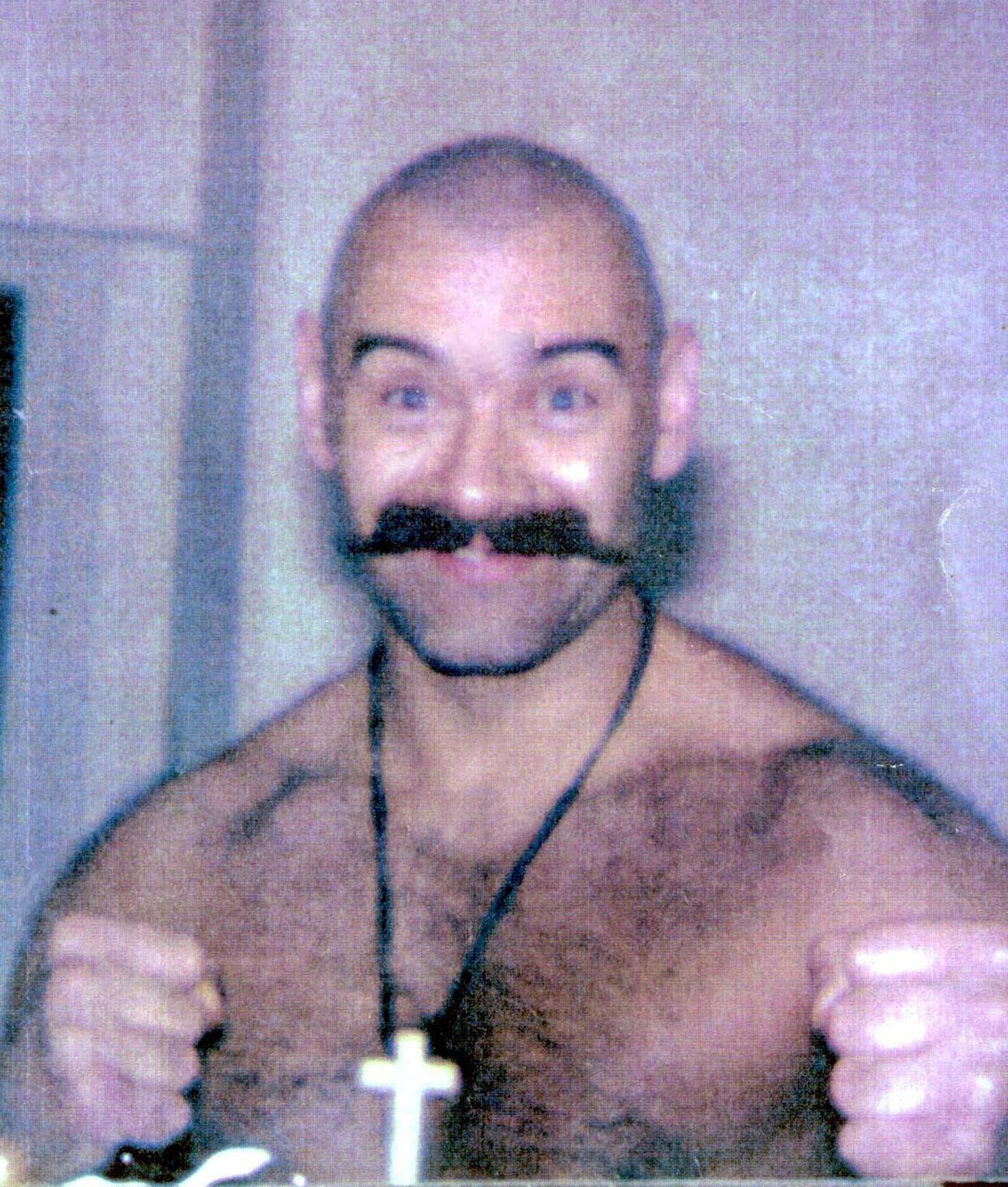 Charles Bronson tells 'young cons' to put down knives