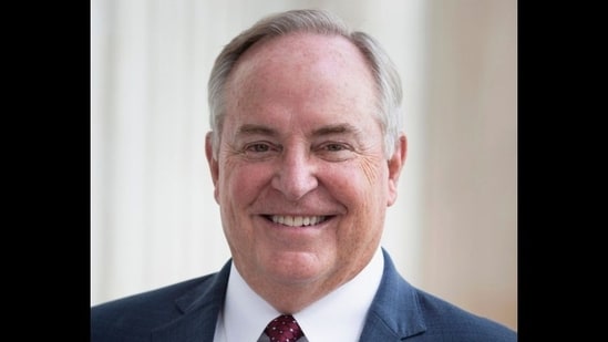 Who is Mark Welsh? Texas A&M prez faces calls to resign after berating ...