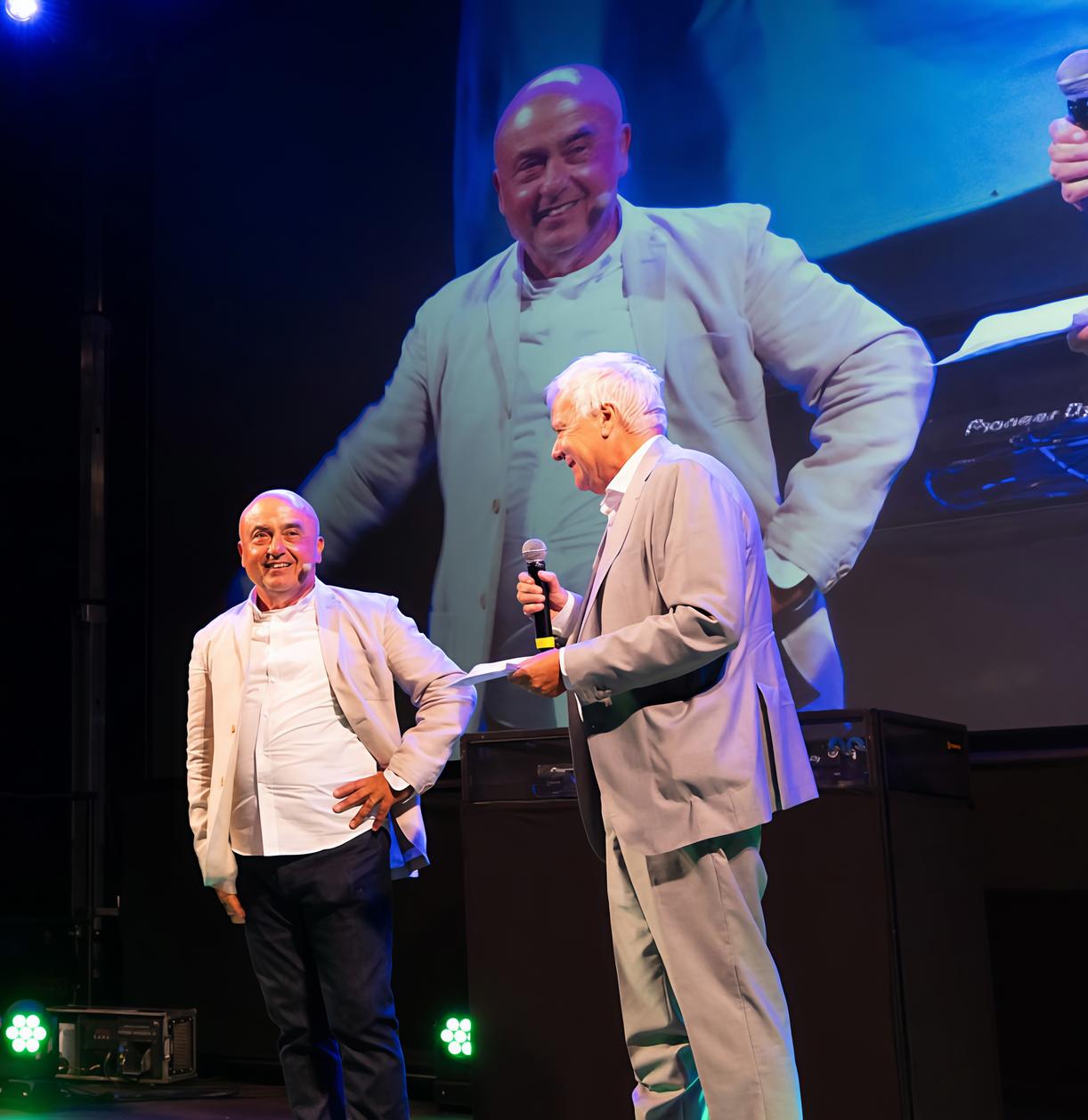 Emil Banca in festa con Cevoli per i 130 anni