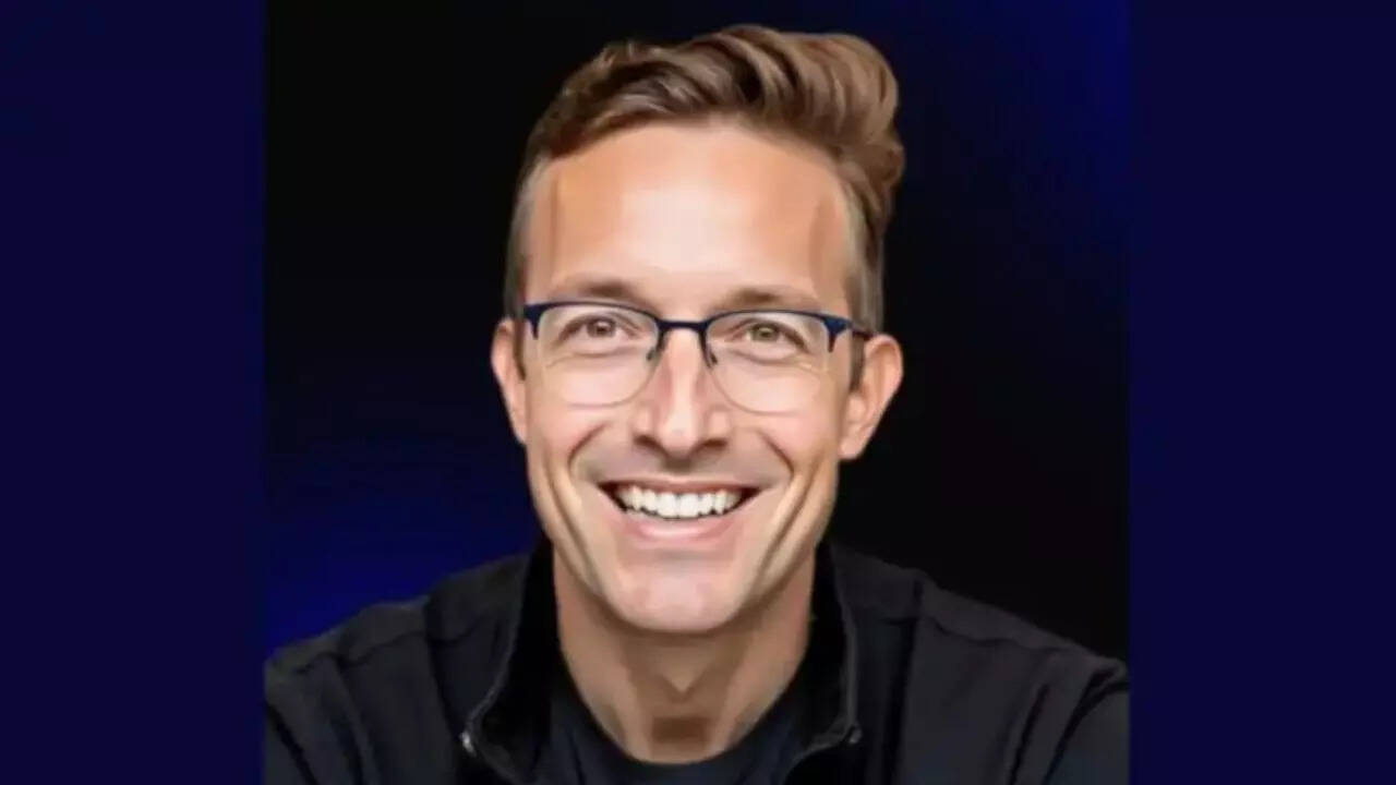 ‘One in 22 Black men’: MAGA podcaster links crime to fatherlessness ...