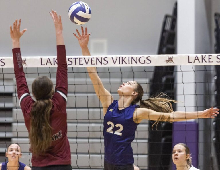 Prep volleyball roundup for Monday, Sept. 8