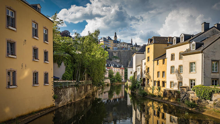 List of 7 Countries with the Highest Quality of Life Rankings 2025