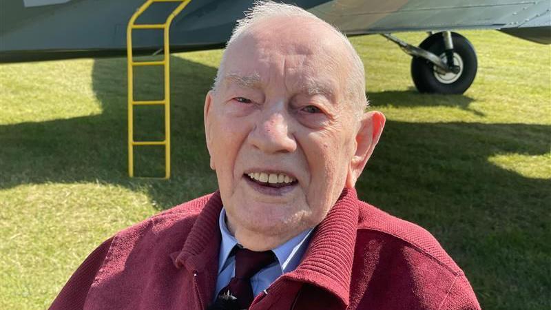 RAF veteran reunites with aircraft after 80 years
