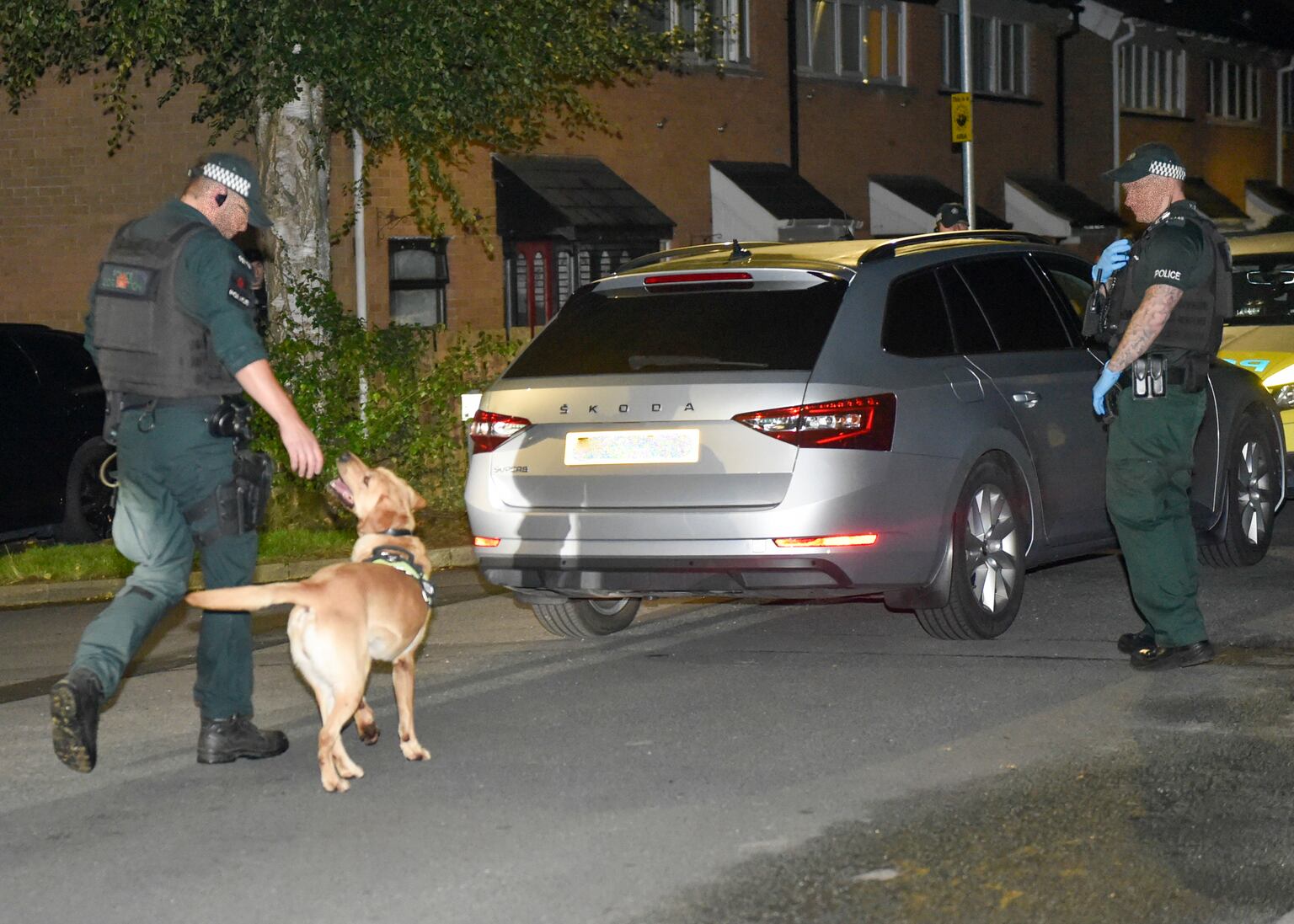 Homes evacuated in ongoing Co Armagh security alert