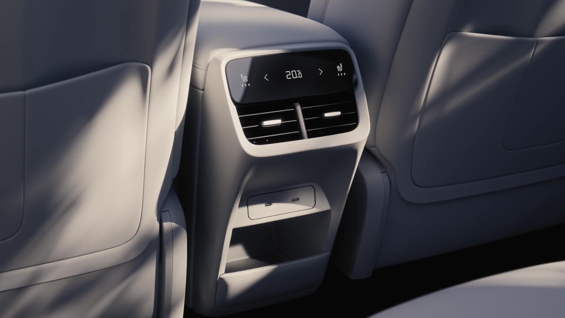 Volvo XC70 - Storage space and shelving
