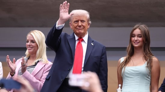 ‘Sleepy Trump’ taking a nap at US Open sends fans into a spiral
