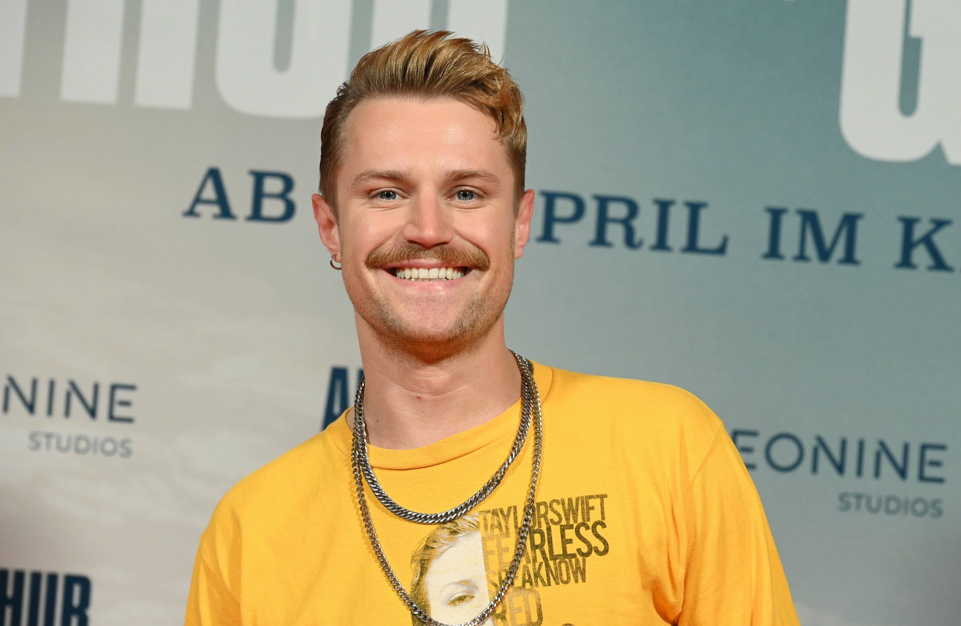 Aaron Königs Freund: Ist der „Charming Boy“ aktuell fest liiert?