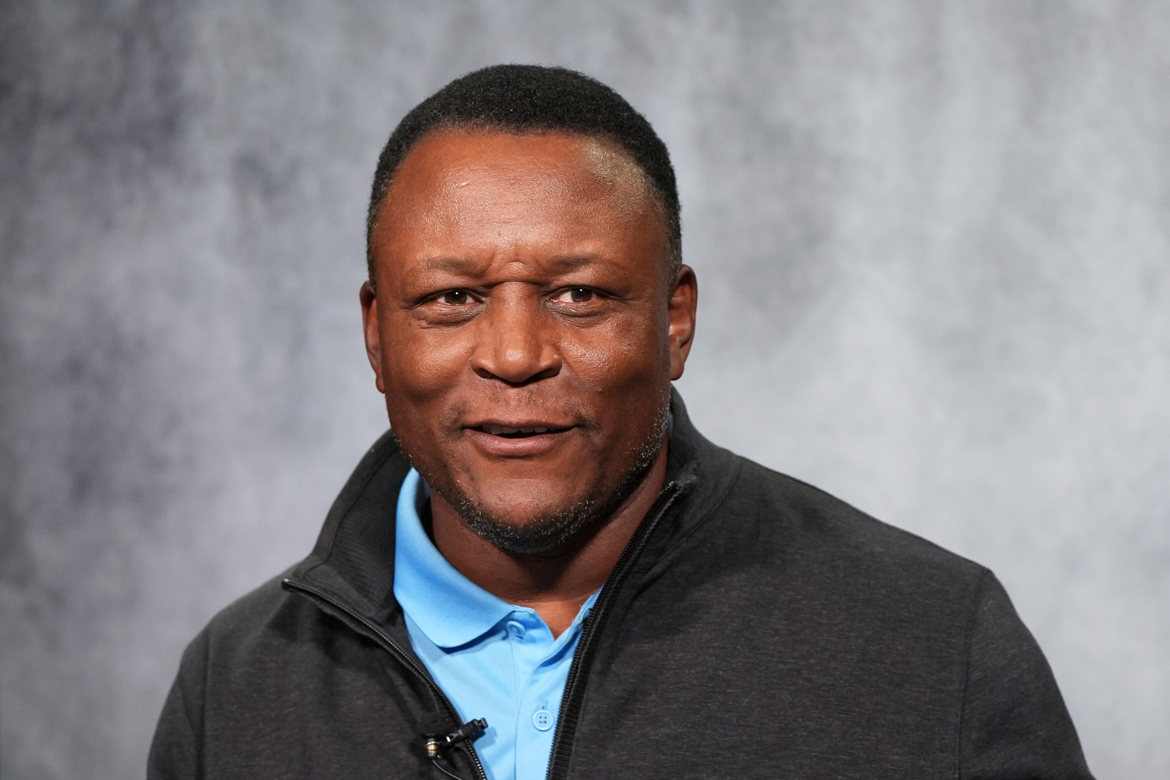 Barry Sanders advocates for people to know their cholesterol numbers a ...