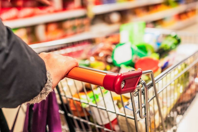 AI 'super trolleys' set to change the way you shop at Lidl, Aldi and ...