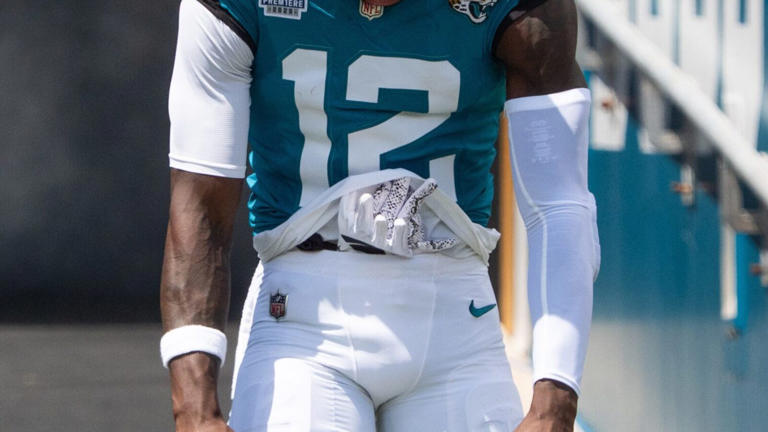 ‘Fresh Cut’: Travis Hunter Rocks New Look in NFL Debut