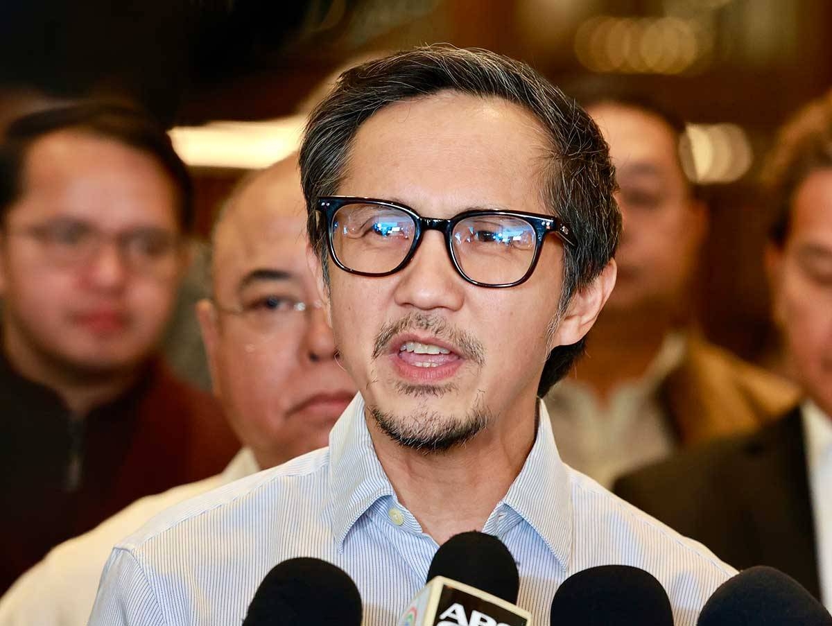 Dizon requests for immigration lookout order vs ex-DPWH exec