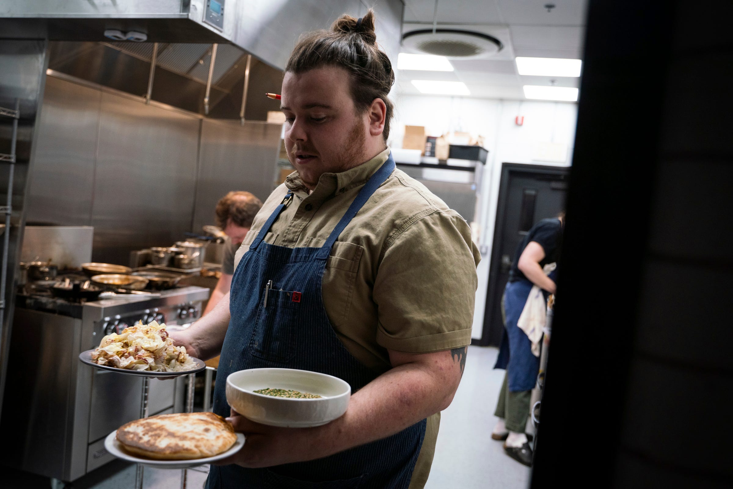 Michigan chefs, restaurants named James Beard Award semifinalists